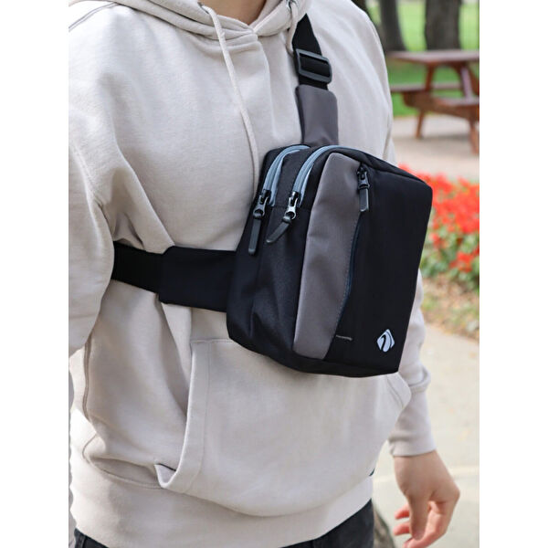 Delta Çok Cepli Kadın Göğüs Çantası