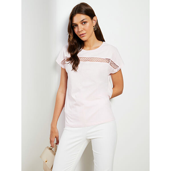 Bisiklet Yaka Nakışlı Kısa Kollu Pamuklu Kadın Tişört