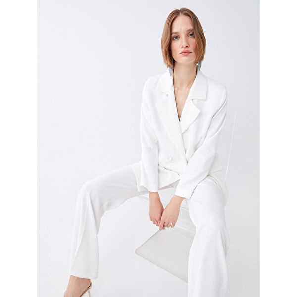 Önden Düğme Kapamalı Düz Uzun Kollu Krep Kadın Ceket Önden Düğme Kapamalı Düz Uzun Kollu Krep Kadın Ceket