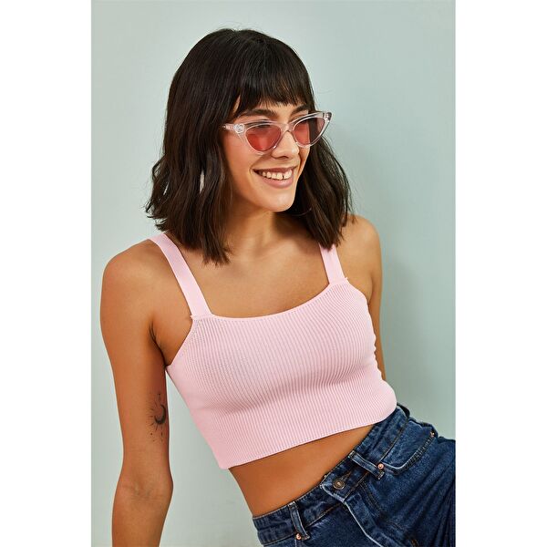 Shade U Yaka Düz Askılı Crop Kadın Triko Bluz Shade U Yaka Düz Askılı Crop Kadın Triko Bluz