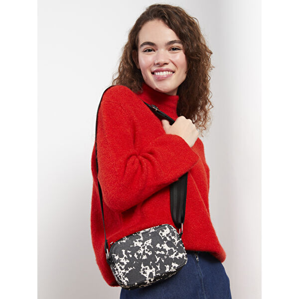 Deri Görünümlü Desenli Kadın Çapraz Çanta