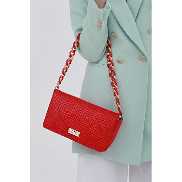 Madamra Zincirli Kapitone Kadın Omuz Çantası