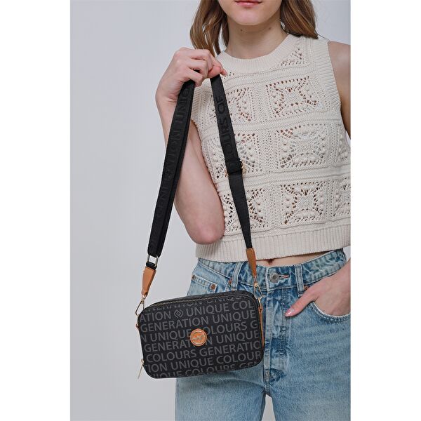 Madamra Deri Görünümlü Ayarlanabilir Askılı Kadın Omuz Çanta Madamra Deri Görünümlü Ayarlanabilir Askılı Kadın Omuz Çanta