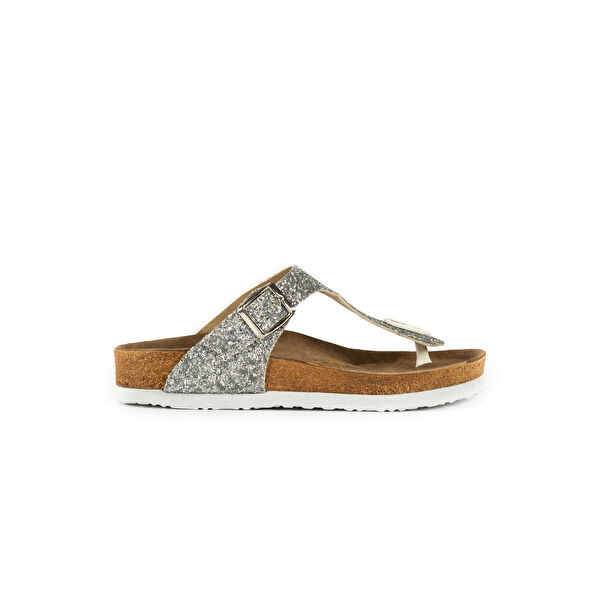 Toka Detaylı Parmak Arası Kadın Terlik