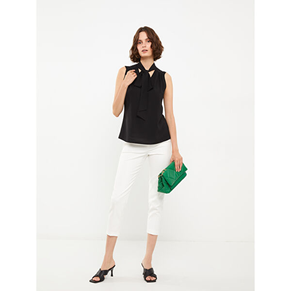 Bağlama Yaka Düz Kolsuz Kadın Bluz