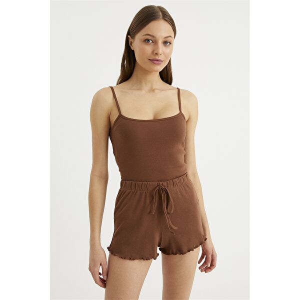 Kare Yaka Düz Askılı Kadın Pijama Takımı