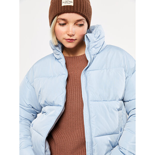 Dik Yaka Düz Uzun Kollu Kadın Şişme Mont