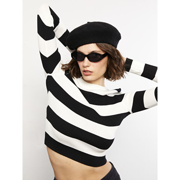 Düz Kadın Kaşe Ressam Şapkası Düz Kadın Kaşe Ressam Şapkası