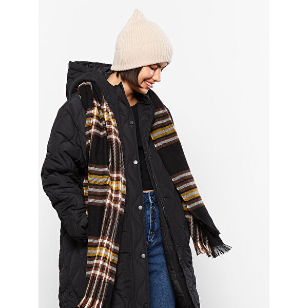 Saçaklı Ekose Desenli Kadın Atkı Saçaklı Ekose Desenli Kadın Atkı