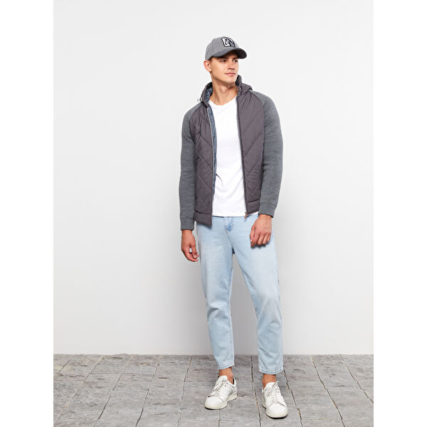 Slim Fit Kapüşonlu Erkek Triko Mont Slim Fit Kapüşonlu Erkek Triko Mont