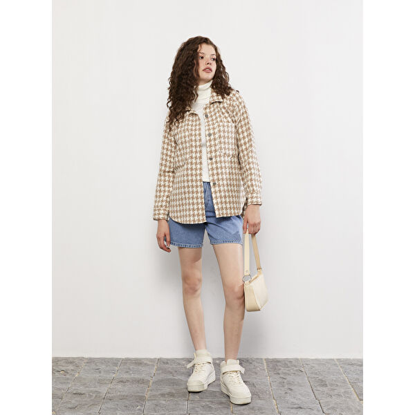 Önden Düğme Kapamalı Desenli Uzun Kollu Tüvit Kadın Gömlek Ceket Önden Düğme Kapamalı Desenli Uzun Kollu Tüvit Kadın Gömlek Ceket