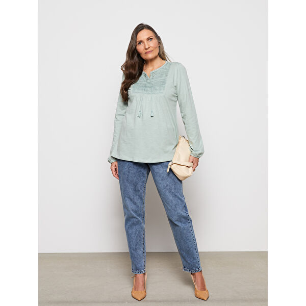 Bağlamalı Yaka Nakışlı Uzun Kollu Kadın Bluz