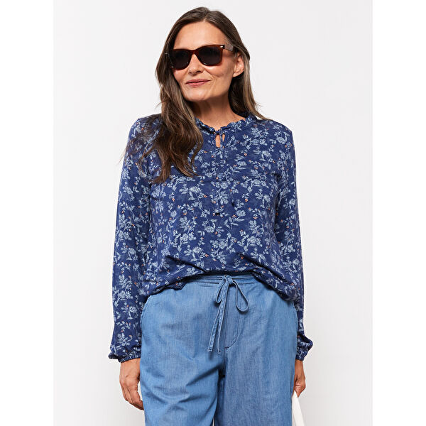 Bağlamalı Yaka Çiçekli Uzun Kollu Kadın Tişört