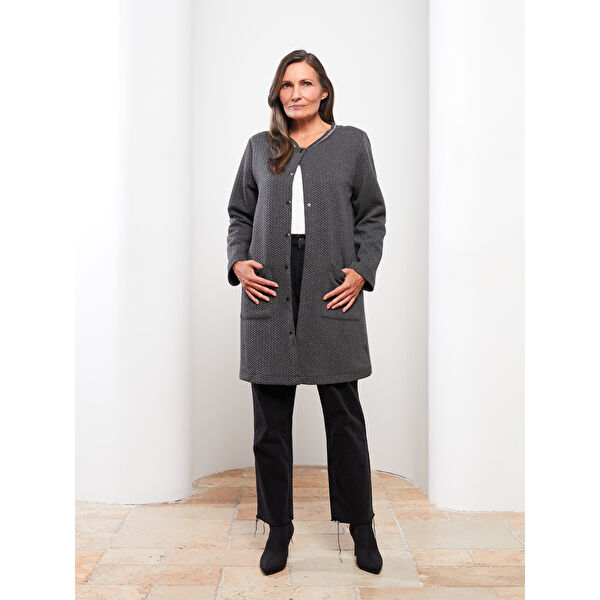 Kolej Yaka Kendinden Desenli Uzun Kollu Kadın Hırka