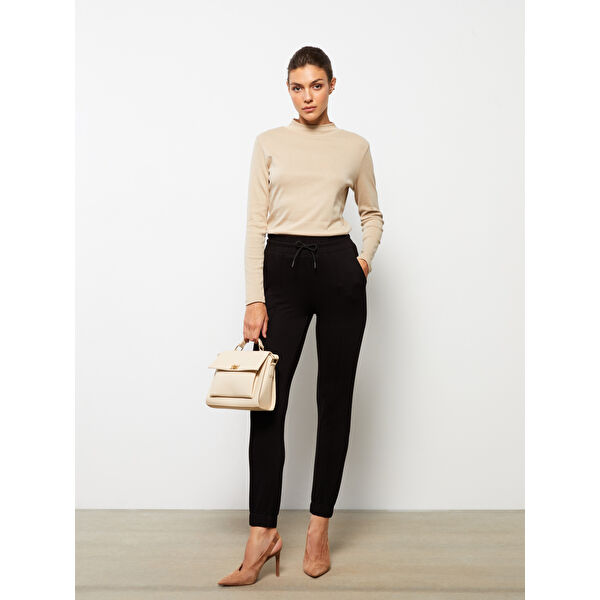 Dik Yaka Düz Uzun Kollu Pamuklu Kadın Tişört