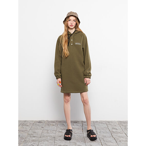 Kapüşonlu Yazı Baskılı Uzun Kollu Kadın Elbise