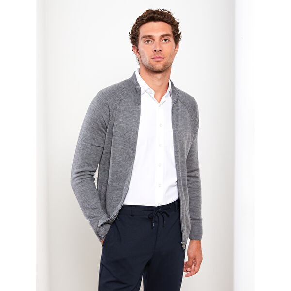 Standart Kalıp Dik Yaka Erkek Triko Hırka Standart Kalıp Dik Yaka Erkek Triko Hırka