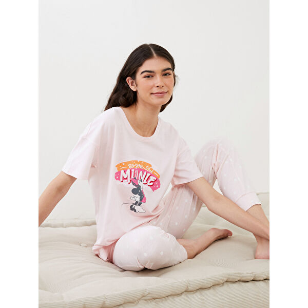 Bisiklet Yaka Minnie Mouse Baskılı Kısa Kollu Pamuklu Kadın Pijama Takımı Bisiklet Yaka Minnie Mouse Baskılı Kısa Kollu Pamuklu Kadın Pijama Takımı