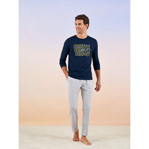Standart Kalıp Fenerbahçe Baskılı Erkek Taraftar Pijama Takımı Standart Kalıp Fenerbahçe Baskılı Erkek Taraftar Pijama Takımı