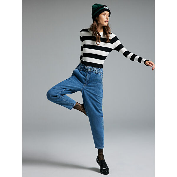 Yüksek Bel Slouchy Düz Kadın Rodeo Jean Pantolon Yüksek Bel Slouchy Düz Kadın Rodeo Jean Pantolon