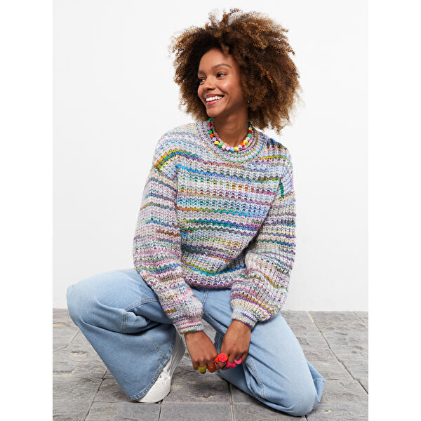 Bisiklet Yaka Kendinden Desenli Uzun Kollu Oversize Kadın Triko Kazak