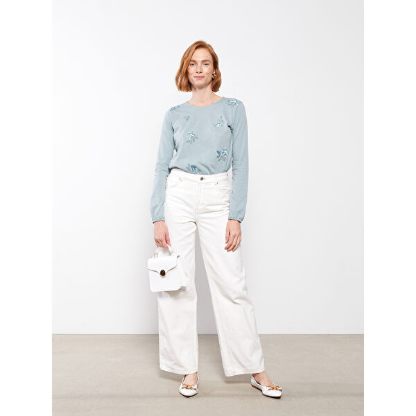 Bisiklet Yaka Nakışlı Uzun Kollu Pamuklu Kadın Tişört Bisiklet Yaka Nakışlı Uzun Kollu Pamuklu Kadın Tişört