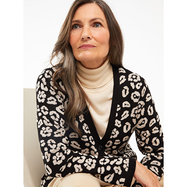 V Yaka Desenli Uzun Kollu Kadın Triko Hırka V Yaka Desenli Uzun Kollu Kadın Triko Hırka