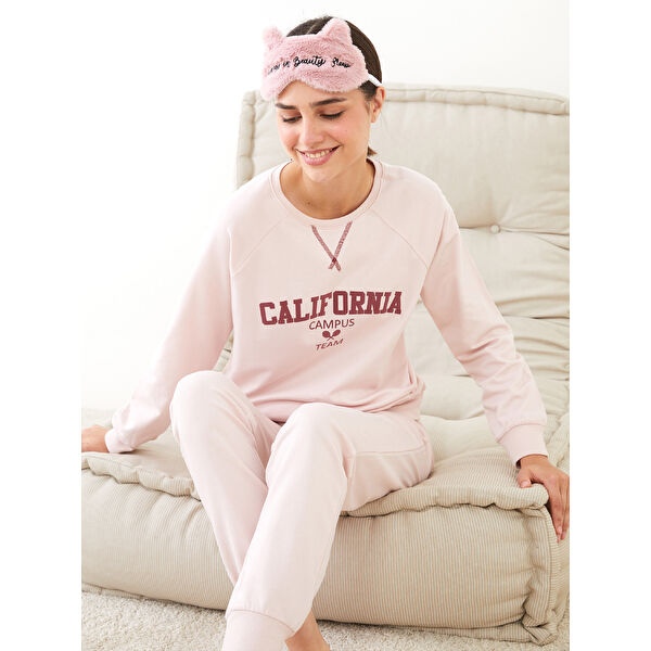 Bisiklet Yaka Baskılı Uzun Kollu Pamuklu Kadın Pijama Takımı Bisiklet Yaka Baskılı Uzun Kollu Pamuklu Kadın Pijama Takımı