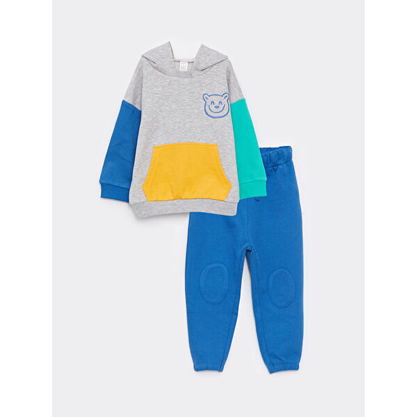 Kapüşonlu Uzun Kollu Renk Bloklu Erkek Bebek Sweatshirt ve Eşofman Alt 2'li Takım Kapüşonlu Uzun Kollu Renk Bloklu Erkek Bebek Sweatshirt ve Eşofman Alt 2'li Takım