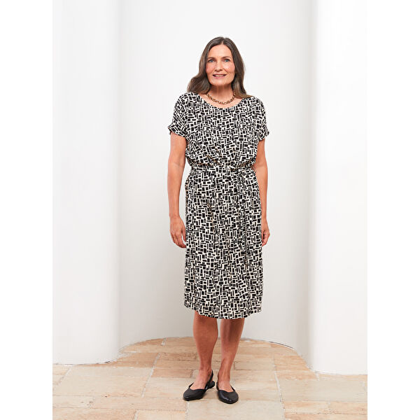 Bisiklet Yaka Desenli Kısa Kollu Viskon Kadın Elbise