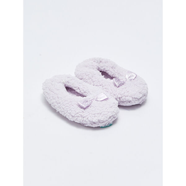 Fiyonk Detaylı Pelüş Kız Bebek Ev Patiği