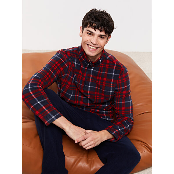 Dik Yaka Uzun Kollu Ekose Erkek Pijama Üst Dik Yaka Uzun Kollu Ekose Erkek Pijama Üst