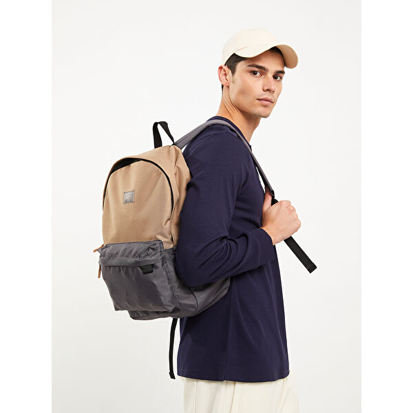 Renk Bloklu Erkek Sırt Çantası