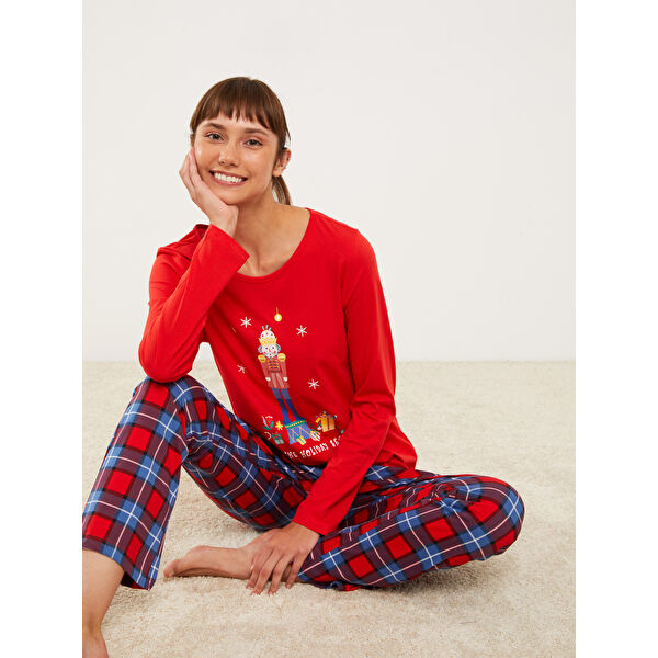 Bisiklet Yaka Baskılı Uzun Kollu Pamuklu Kadın Pijama Takımı Bisiklet Yaka Baskılı Uzun Kollu Pamuklu Kadın Pijama Takımı