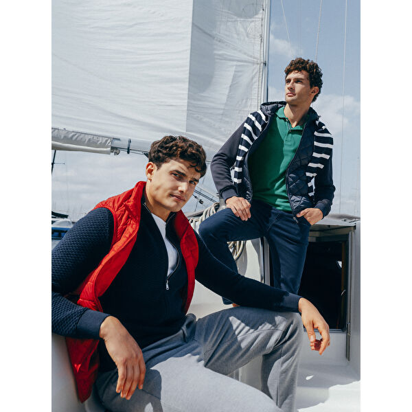 Standart Kalıp Dik Yaka Erkek Triko Hırka