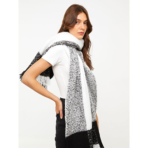 Çizgili Saçaklı Kadın Atkı