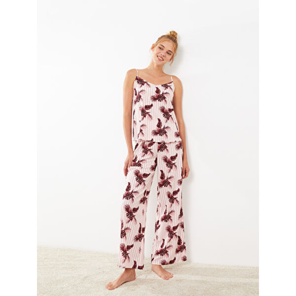 V Yaka Desenli Askılı Kadın Pijama Takımı