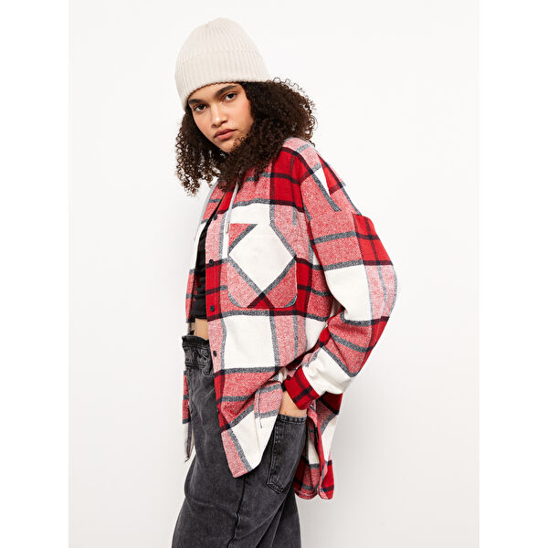 Kapüşonlu Ekose Uzun Kollu Flanel Oversize Kadın Gömlek Ceket Kapüşonlu Ekose Uzun Kollu Flanel Oversize Kadın Gömlek Ceket