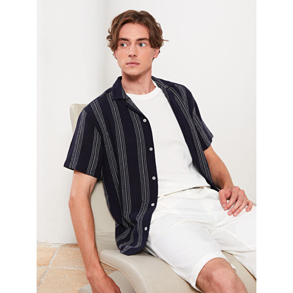 Regular Fit Kısa Kollu Çizgili Poplin Erkek Gömlek