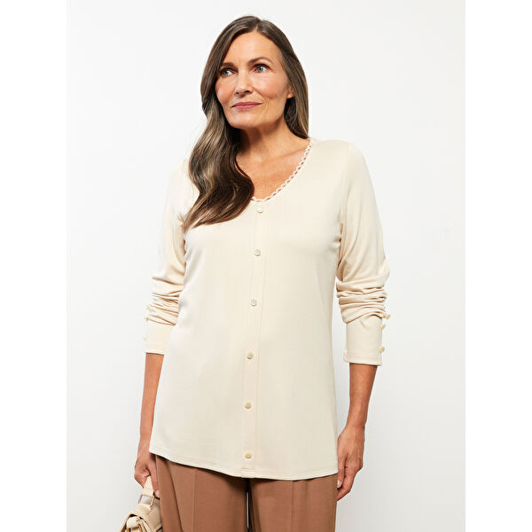 V Yaka Nakışlı Uzun Kollu Kadın Tişört V Yaka Nakışlı Uzun Kollu Kadın Tişört