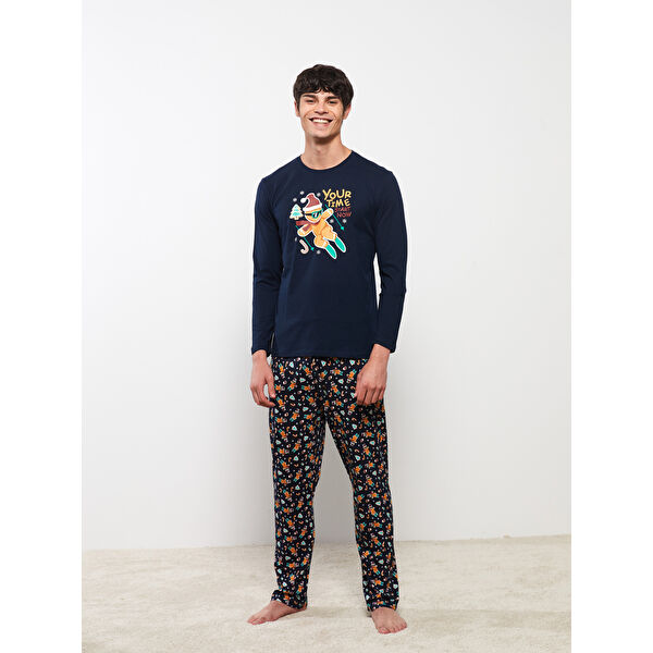 Standart Kalıp Yılbaşı Temalı Erkek Pijama Takımı