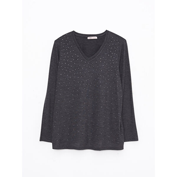 V Yaka İşlemeli Uzun Kollu Kadın Tişört