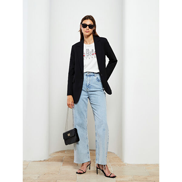 Önden Düğme Kapamalı Düz Uzun Kollu Krep Kadın Ceket Önden Düğme Kapamalı Düz Uzun Kollu Krep Kadın Ceket