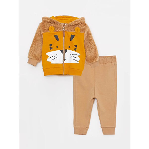 Kapüşonlu Uzun Kollu Baskılı Erkek Bebek Fermuarlı Sweatshirt ve Pantolon 2'li Takım Kapüşonlu Uzun Kollu Baskılı Erkek Bebek Fermuarlı Sweatshirt ve Pantolon 2'li Takım