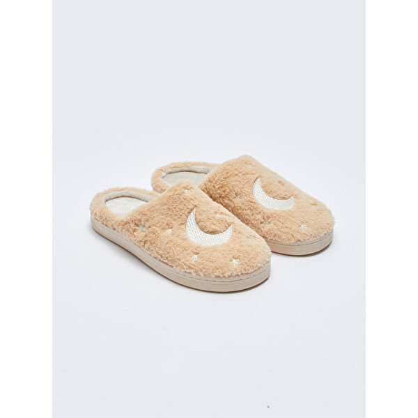 Nakış Detaylı Önü Kapalı Kadın Ev Terliği