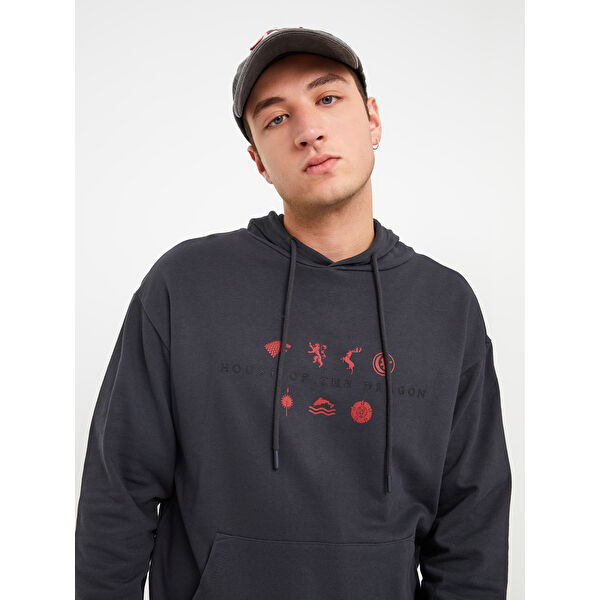 Oversize Kapüşonlu Uzun Kollu House of the Dragon Baskılı Erkek Sweatshirt Oversize Kapüşonlu Uzun Kollu House of the Dragon Baskılı Erkek Sweatshirt