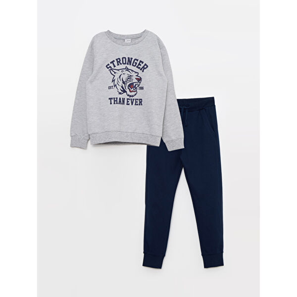 Bisiklet Yaka Baskılı Uzun Kollu Erkek Çocuk Sweatshirt ve Eşofman Altı Bisiklet Yaka Baskılı Uzun Kollu Erkek Çocuk Sweatshirt ve Eşofman Altı
