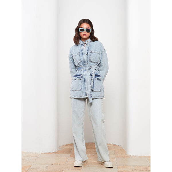 Dik Yaka Düz Uzun Kollu Kadın Jean Ceket