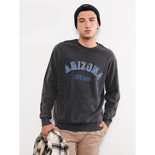 Oversize Bisiklet Yaka Uzun Kollu Baskılı Erkek Sweatshirt Oversize Bisiklet Yaka Uzun Kollu Baskılı Erkek Sweatshirt