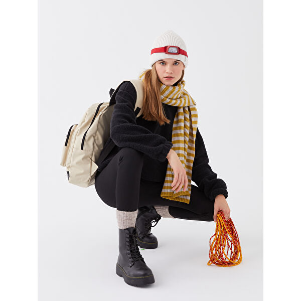 Dik Yaka Düz Uzun Kollu Kadın Pelüş Sweatshirt Dik Yaka Düz Uzun Kollu Kadın Pelüş Sweatshirt